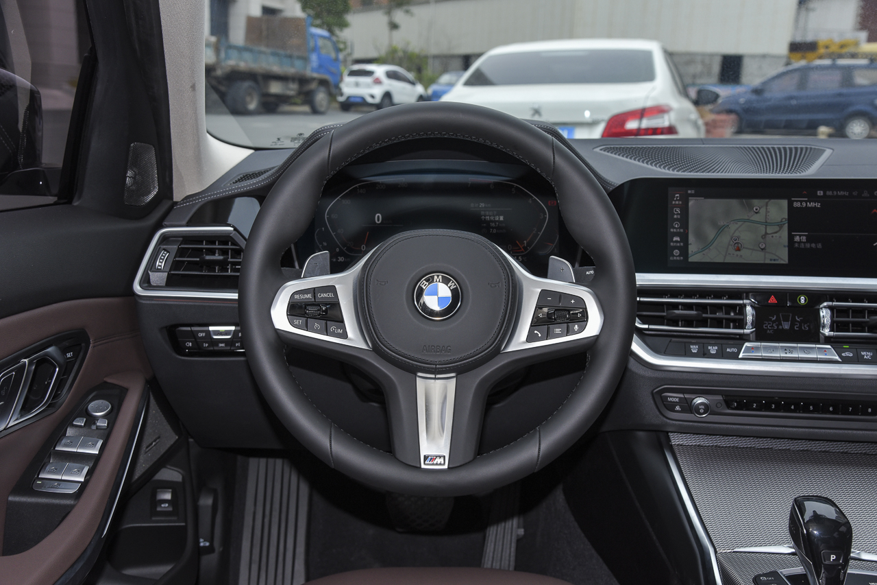 【图】2020款宝马3系2.0T自动325Li M运动曜夜版内饰图片_高清实拍图 - 新浪汽车